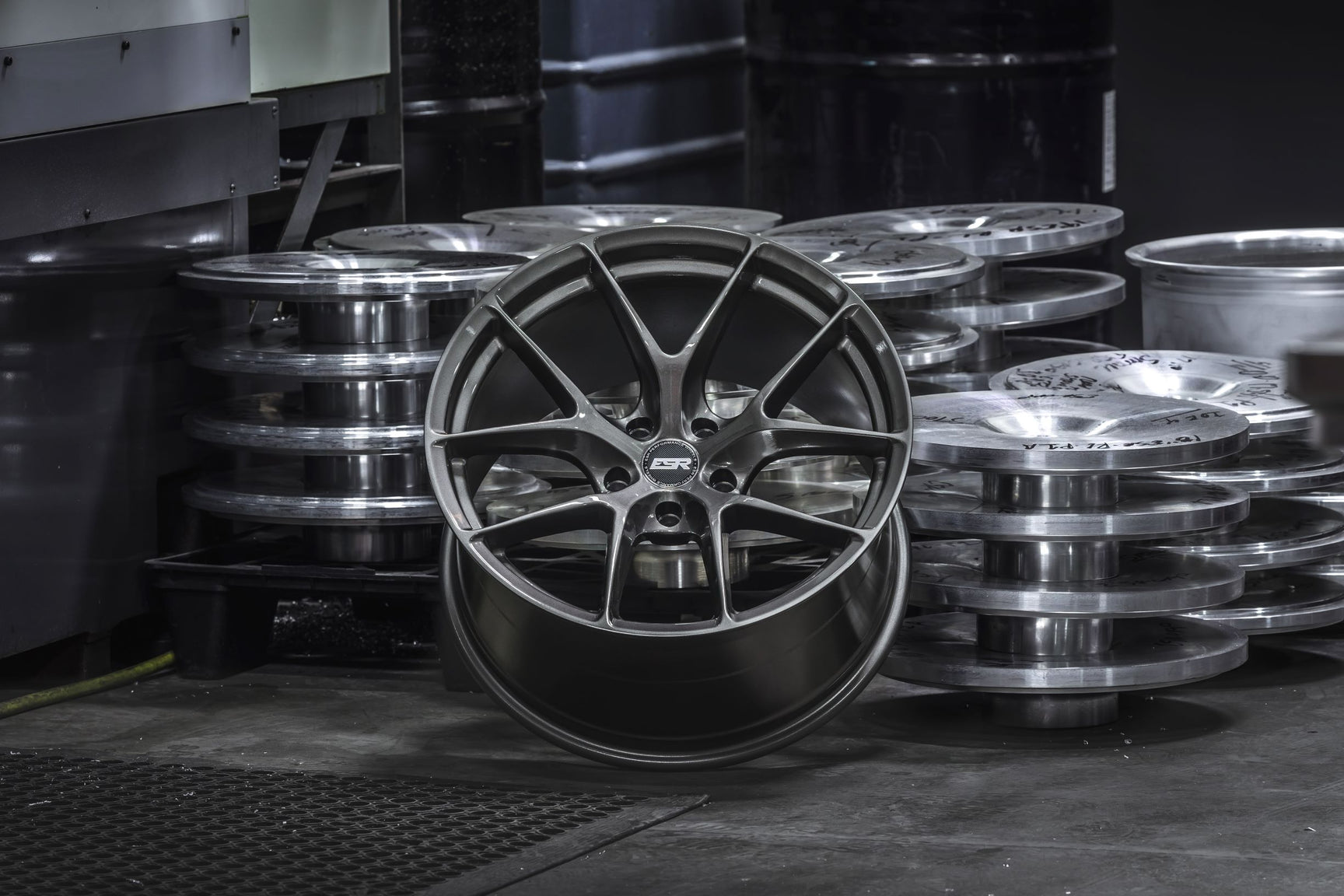 RF2 Graphite – esrwheels.com